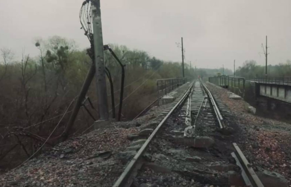 Trupele ruse au pus gând rău infrastructurii feroviare a Ucrainei ...