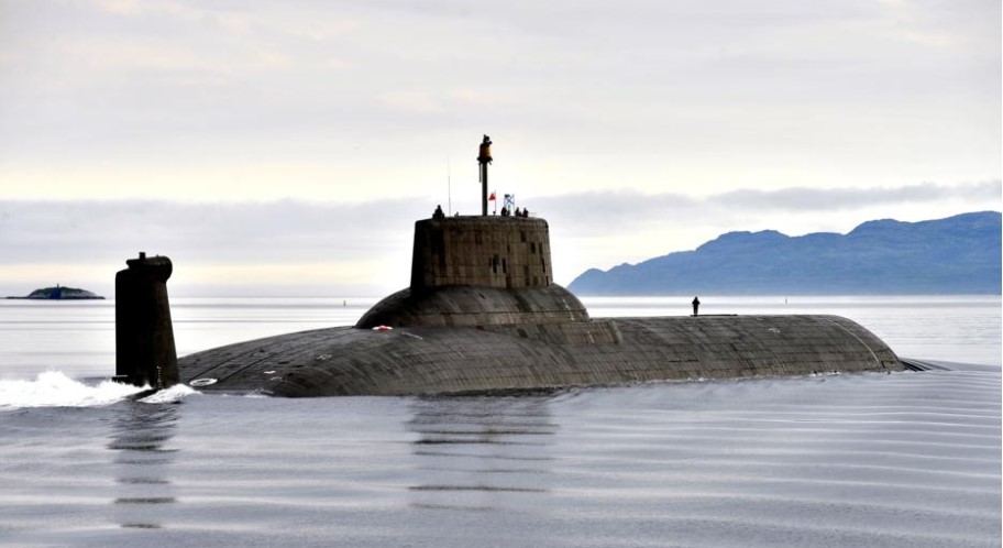 Cel mai mare submarin nuclear din lume a fost retras din înzestrarea ...