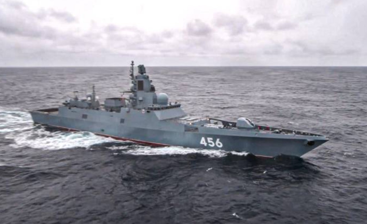 Escadra rusă din Marea Mediterană este aproape invizibilă: Fregata ...